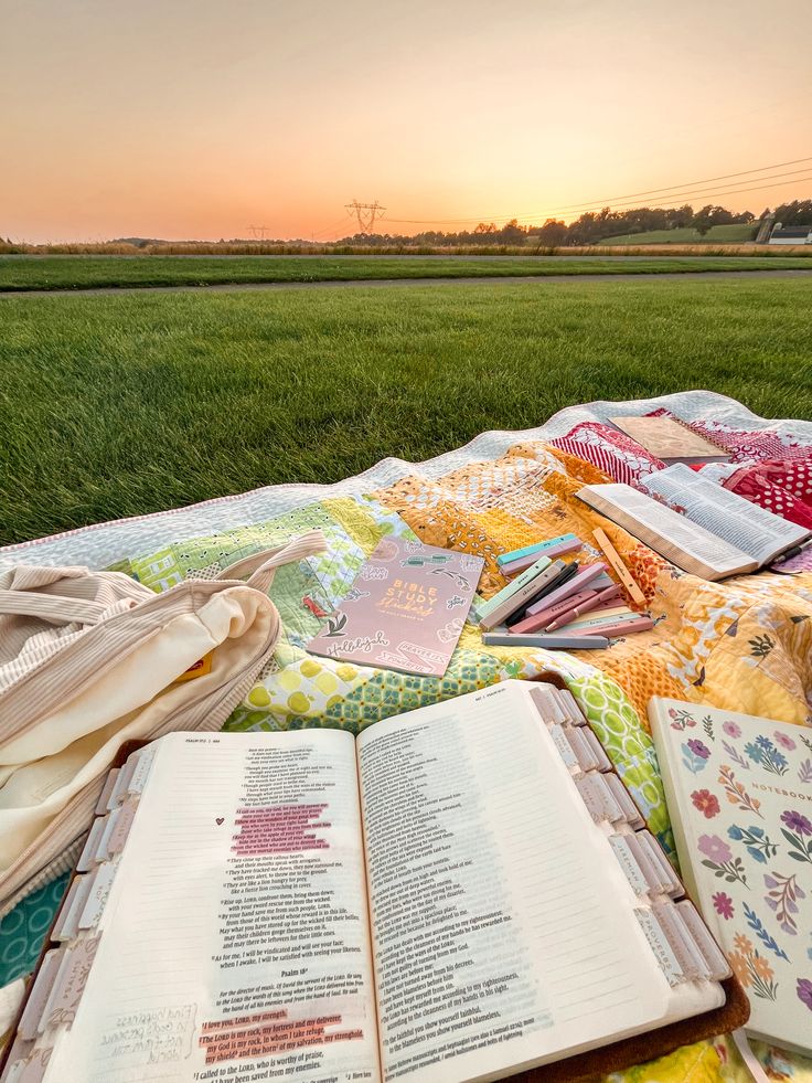 my 2026 vision board & how to make your own